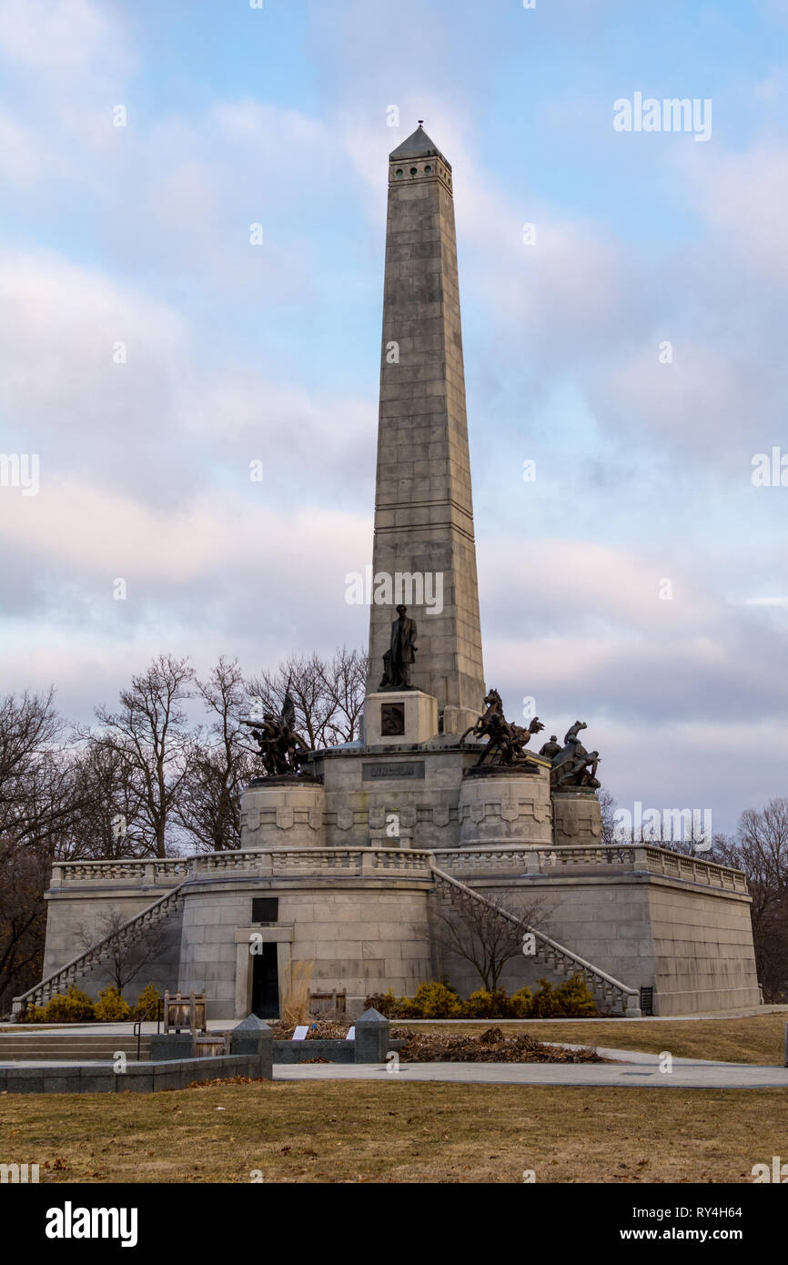 Lincoln statue springfield illinois hi-res stock photography and images ...