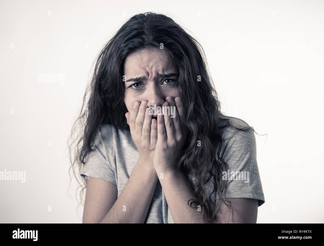 Fear in eyes hi-res stock photography and images - Alamy