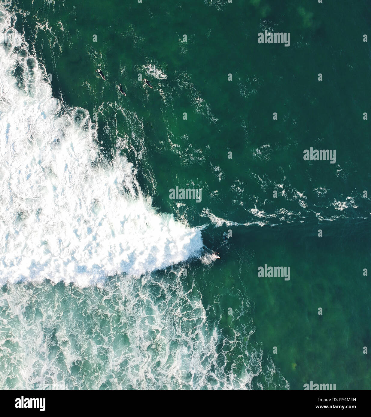 Aerial view of sup surfers hi-res stock photography and images - Alamy