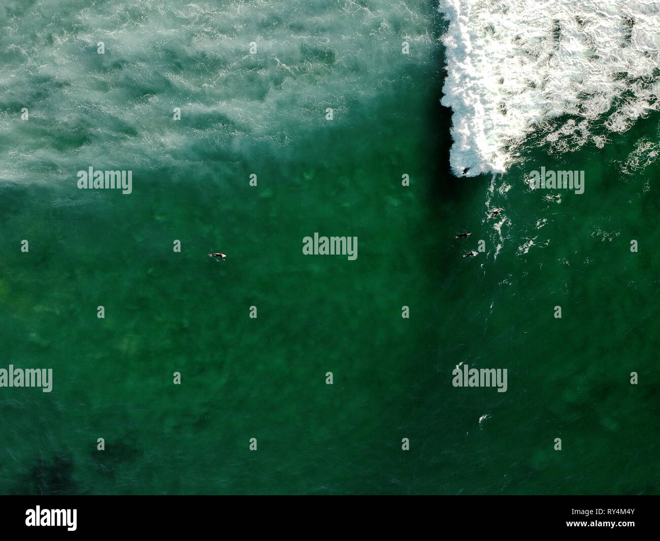 Aerial view of sup surfers hi-res stock photography and images - Alamy