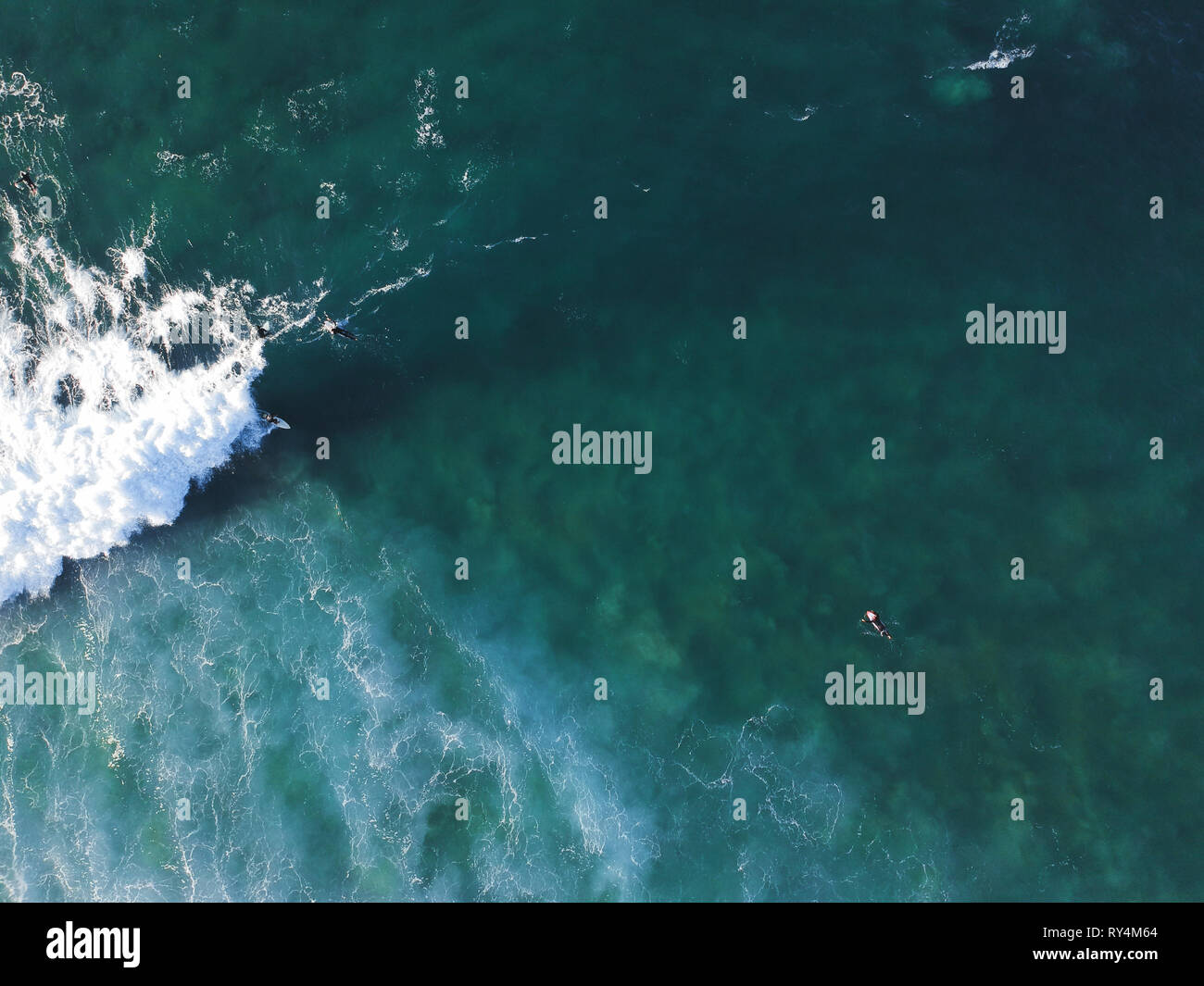 Aerial view of sup surfers hi-res stock photography and images - Alamy