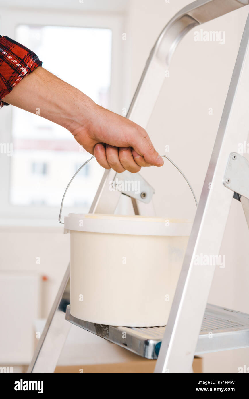 Paint bucket and ladder hi-res stock photography and images - Alamy