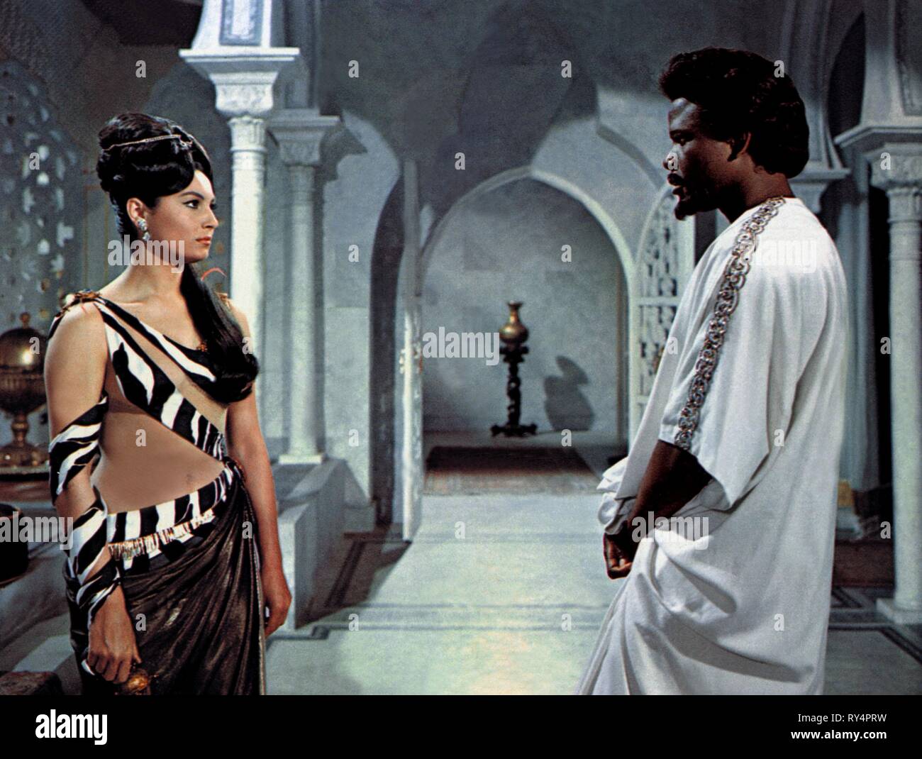 Sidney poitier film still hi-res stock photography and images - Alamy