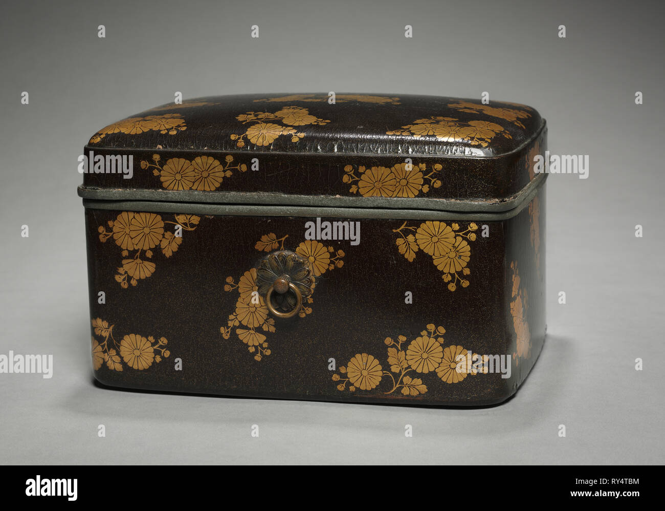Late heian or early kamakura period hi-res stock photography and images ...