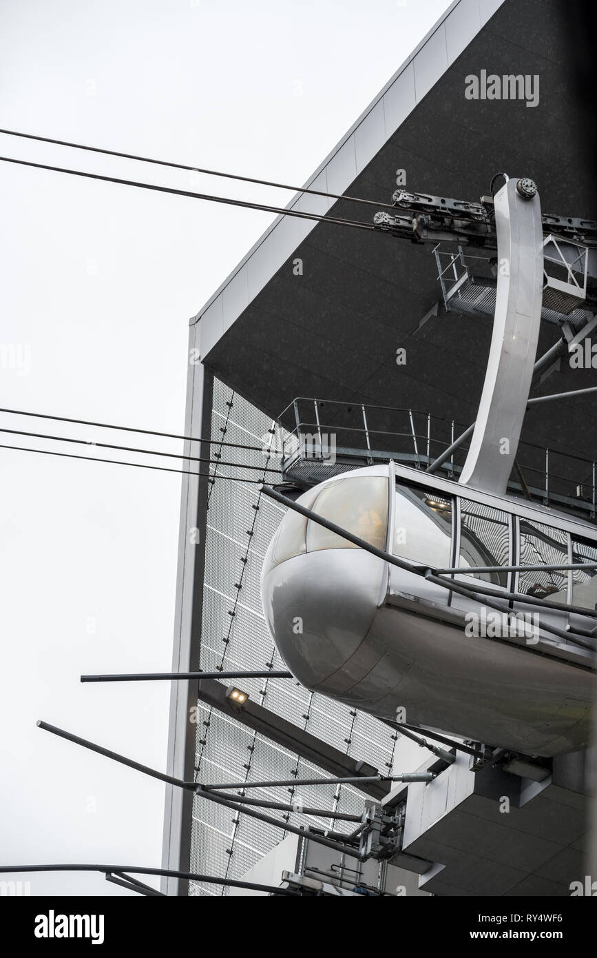 Portland aerial tram, one of the nations few aerial commuter trams ...