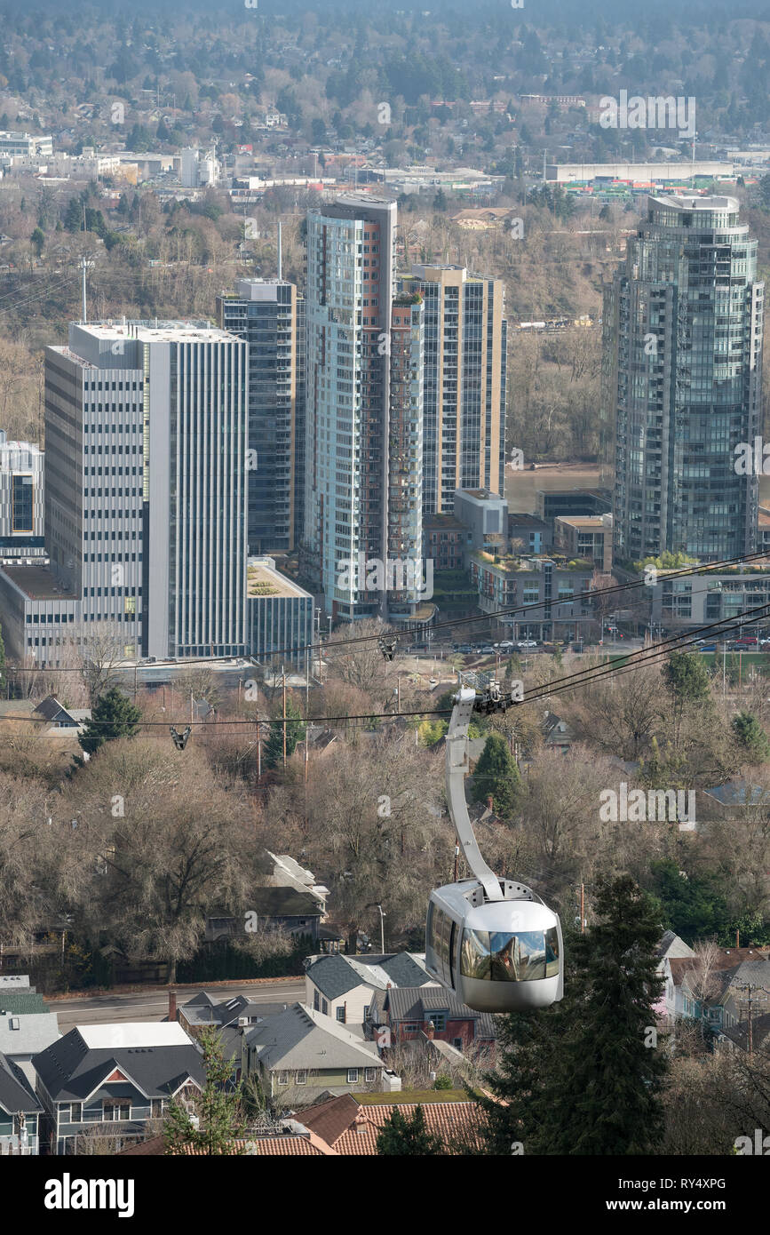 Portland aerial tram and South Waterfront, Portland, Oregon Stock Photo ...