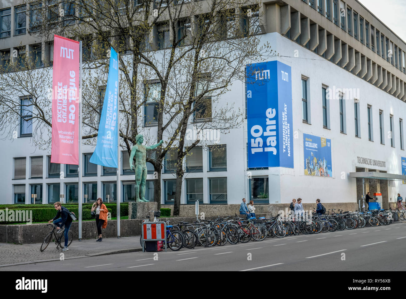 Technical university of munich hi-res stock photography and images - Alamy
