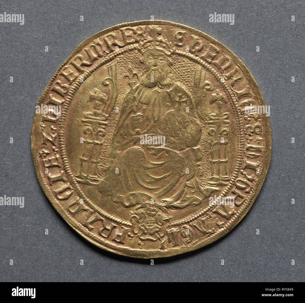 Sovereign , 1544-1547. England, Henry VIII, 1509-1547. Gold Stock Photo ...