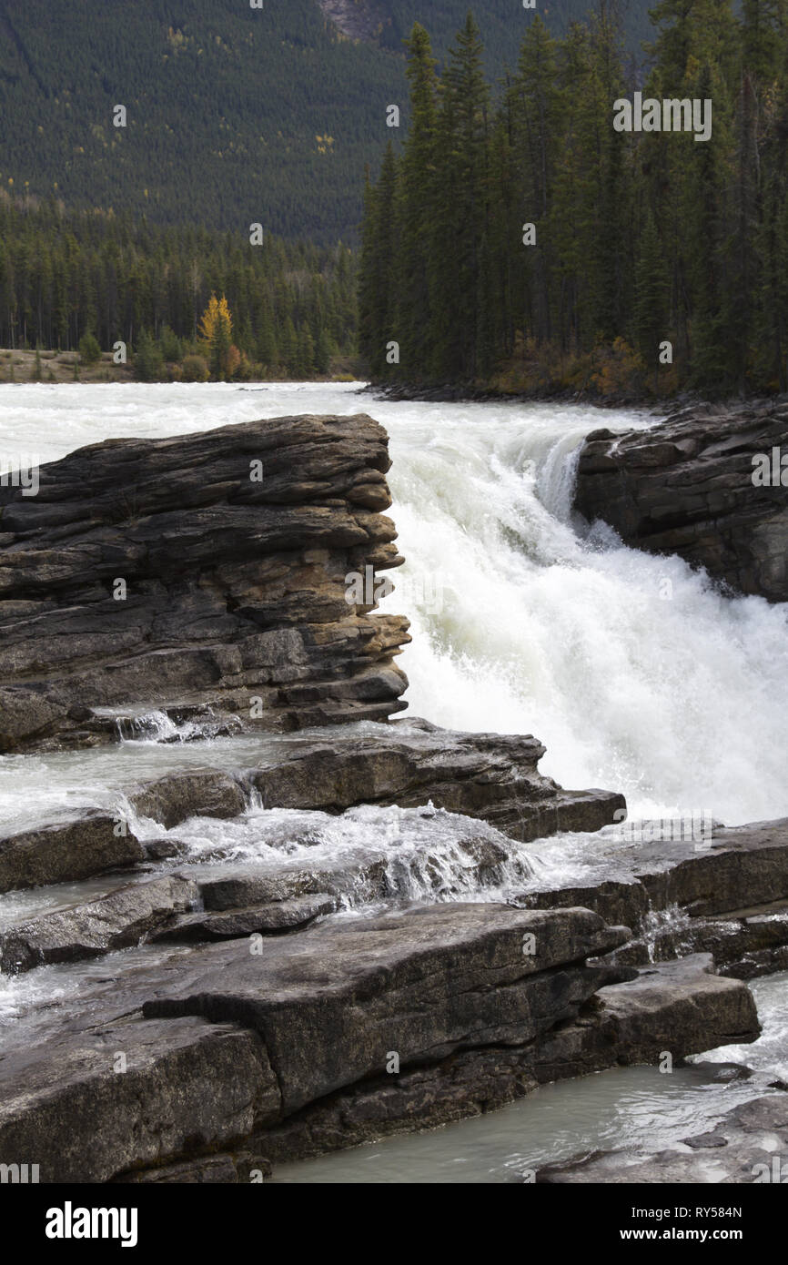 Layers of rock with falling water hi-res stock photography and images ...