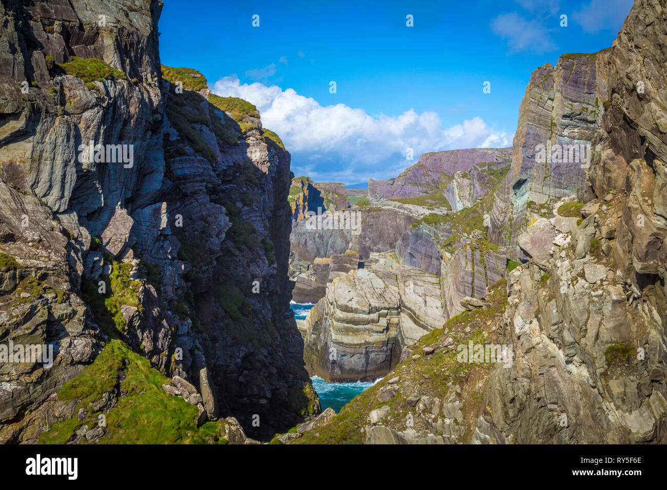 Mizen Head Cliffs and Lighthouse Museum Stock Photo - Alamy