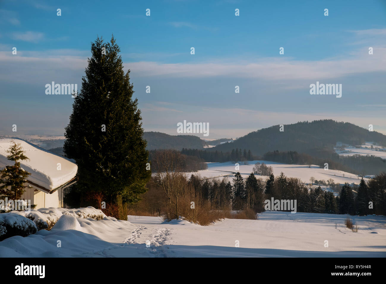 Dramatic overcast sky fantastic hi-res stock photography and images - Alamy