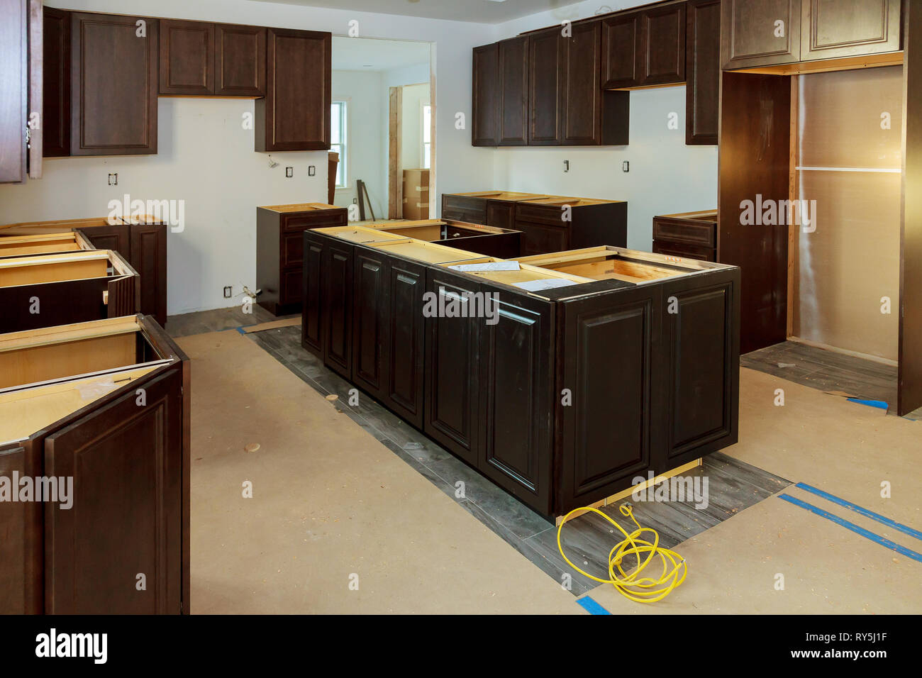 Installing cabinets hi-res stock photography and images - Alamy