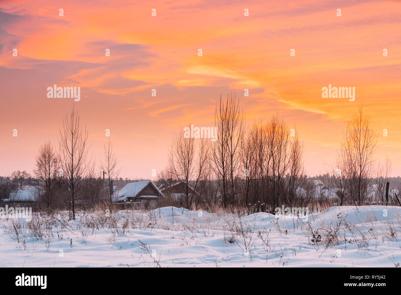 Beautiful wooden houses in hi-res stock photography and images - Alamy