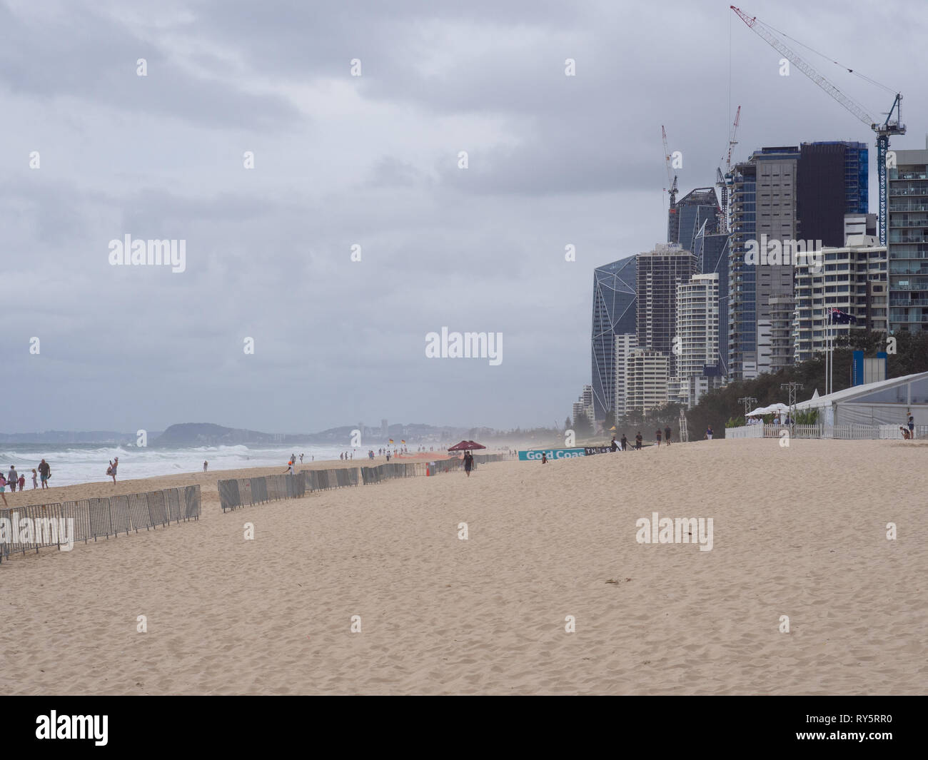 Crowded Main Beach in Surfers Paradise, Gold Coast, Australia ...
