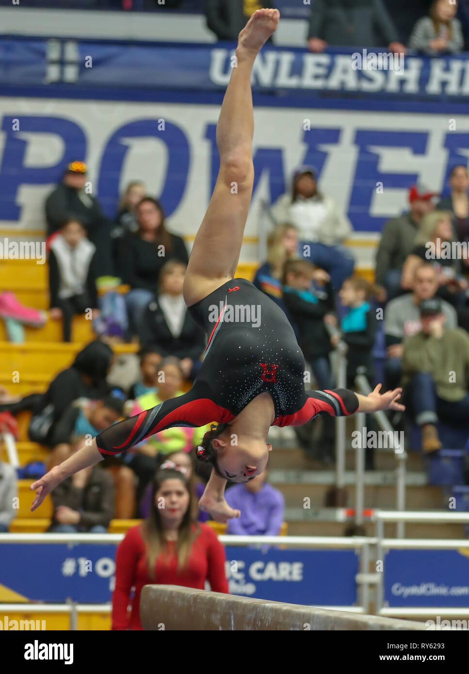 Ncaa gymnastics flashes hi-res stock photography and images - Alamy