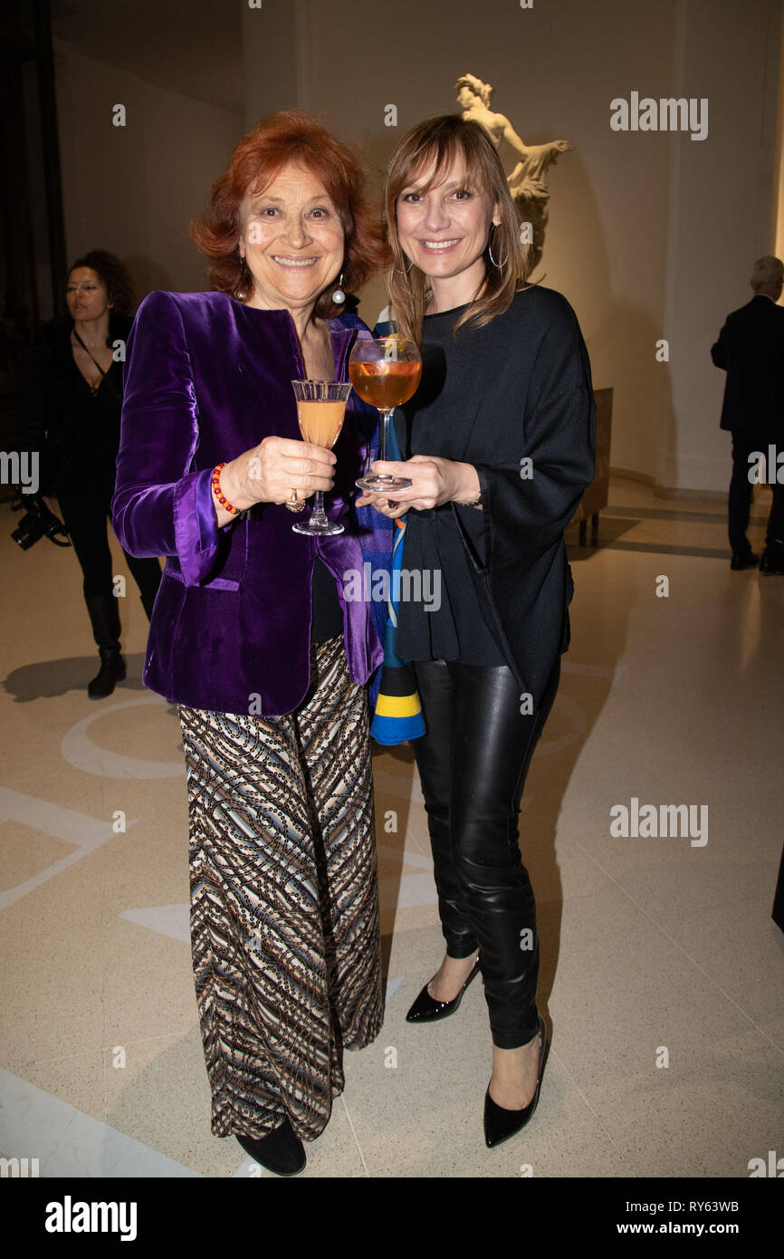 Rome, Art Award: feminine noun. *** NO WEB *** NO DAILY ***. In the ...