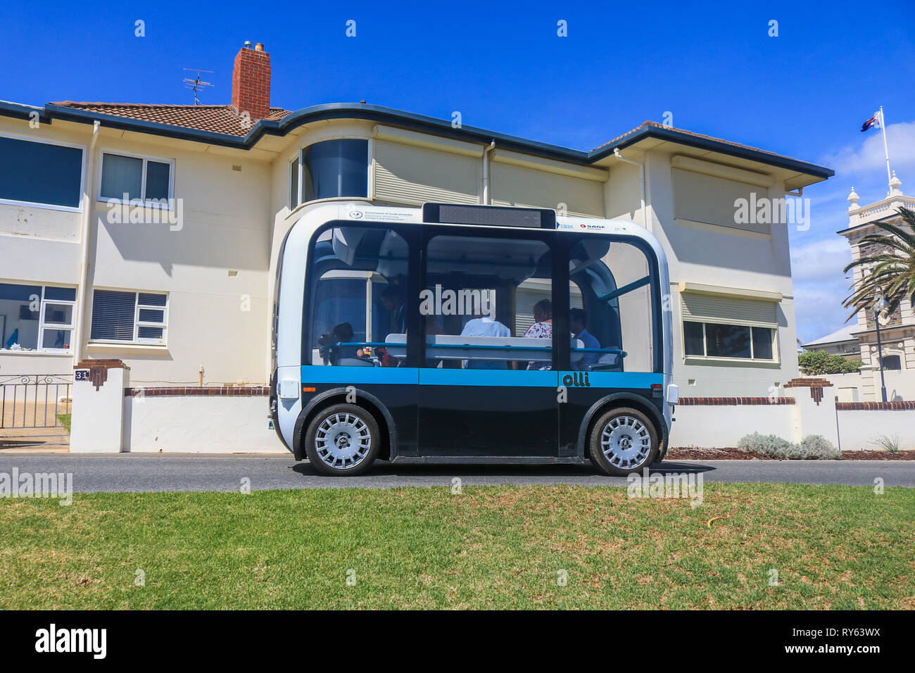 Adelaide, Australia. 12th Mar, 2019. A self driving 10 Passenger ...