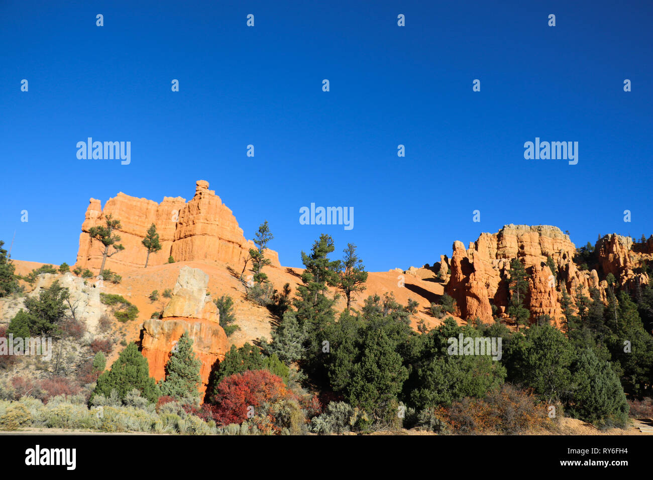 Explore the hoodoos of Red Canyon, Utah and its Claron Limstone rock ...
