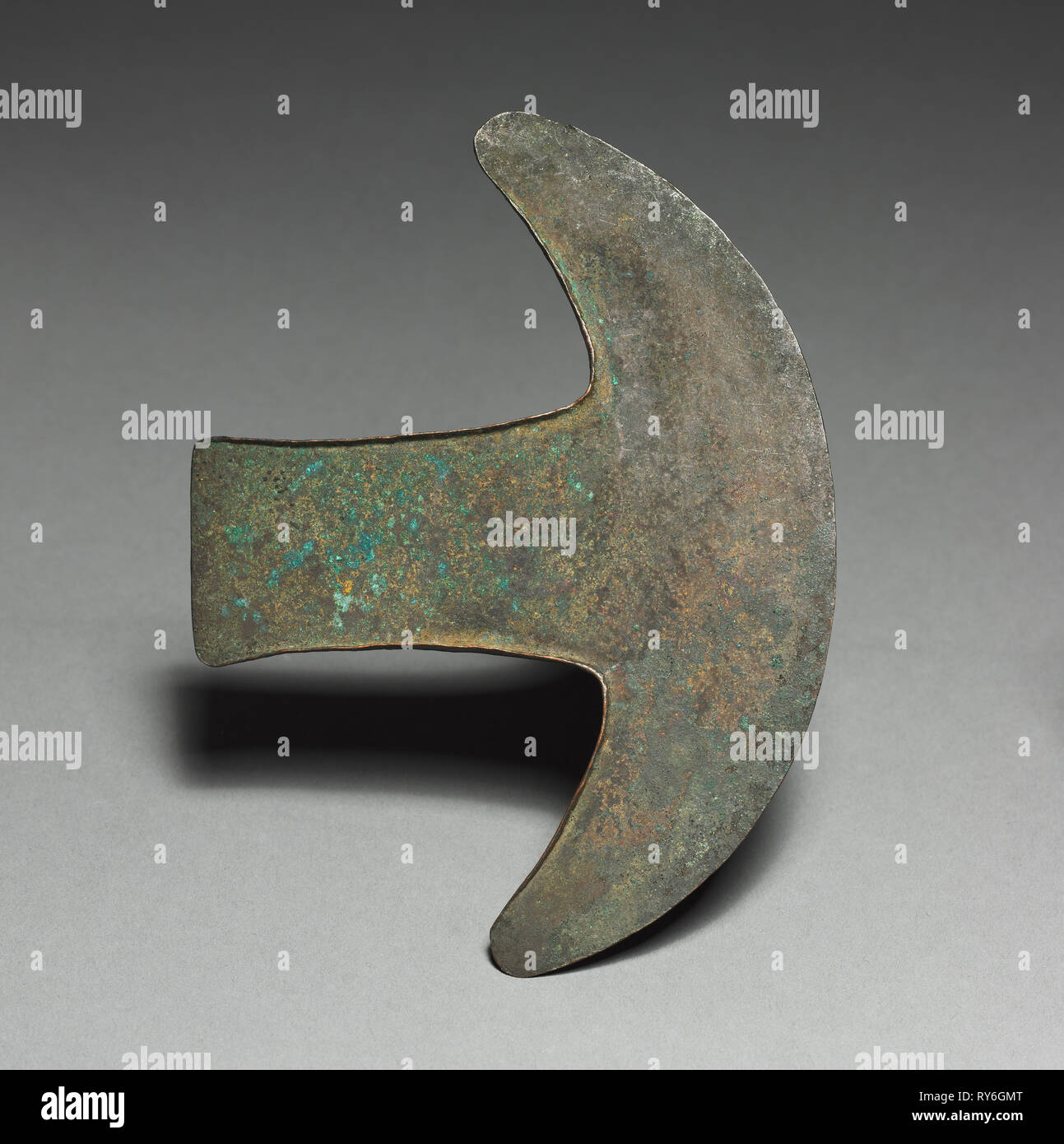 Axe shaped hi-res stock photography and images - Alamy