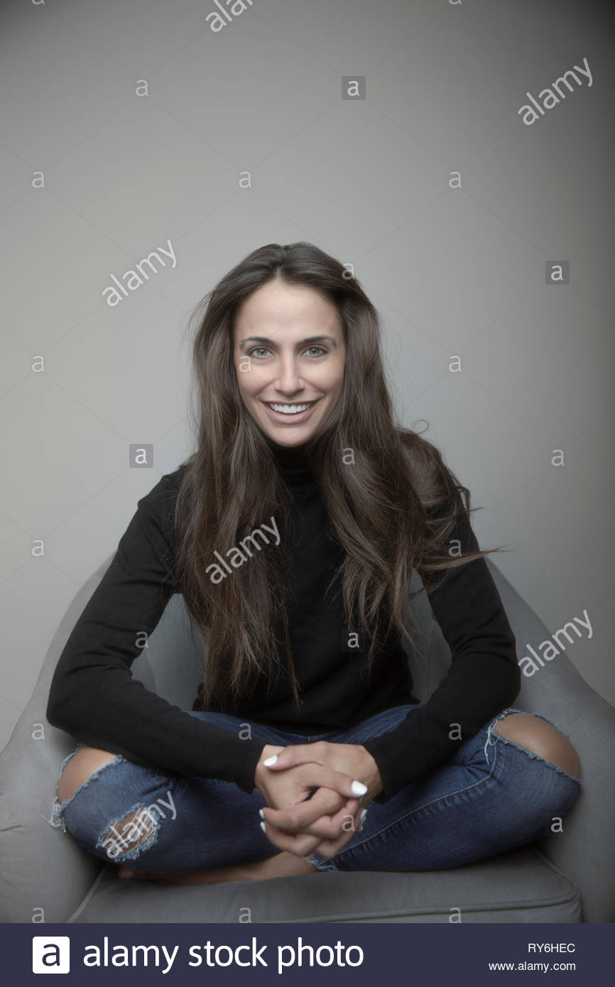Young, confident, happy, woman hi-res stock photography and images - Alamy Young, confident, happy, woman hi-res stock photography and images - Alamy