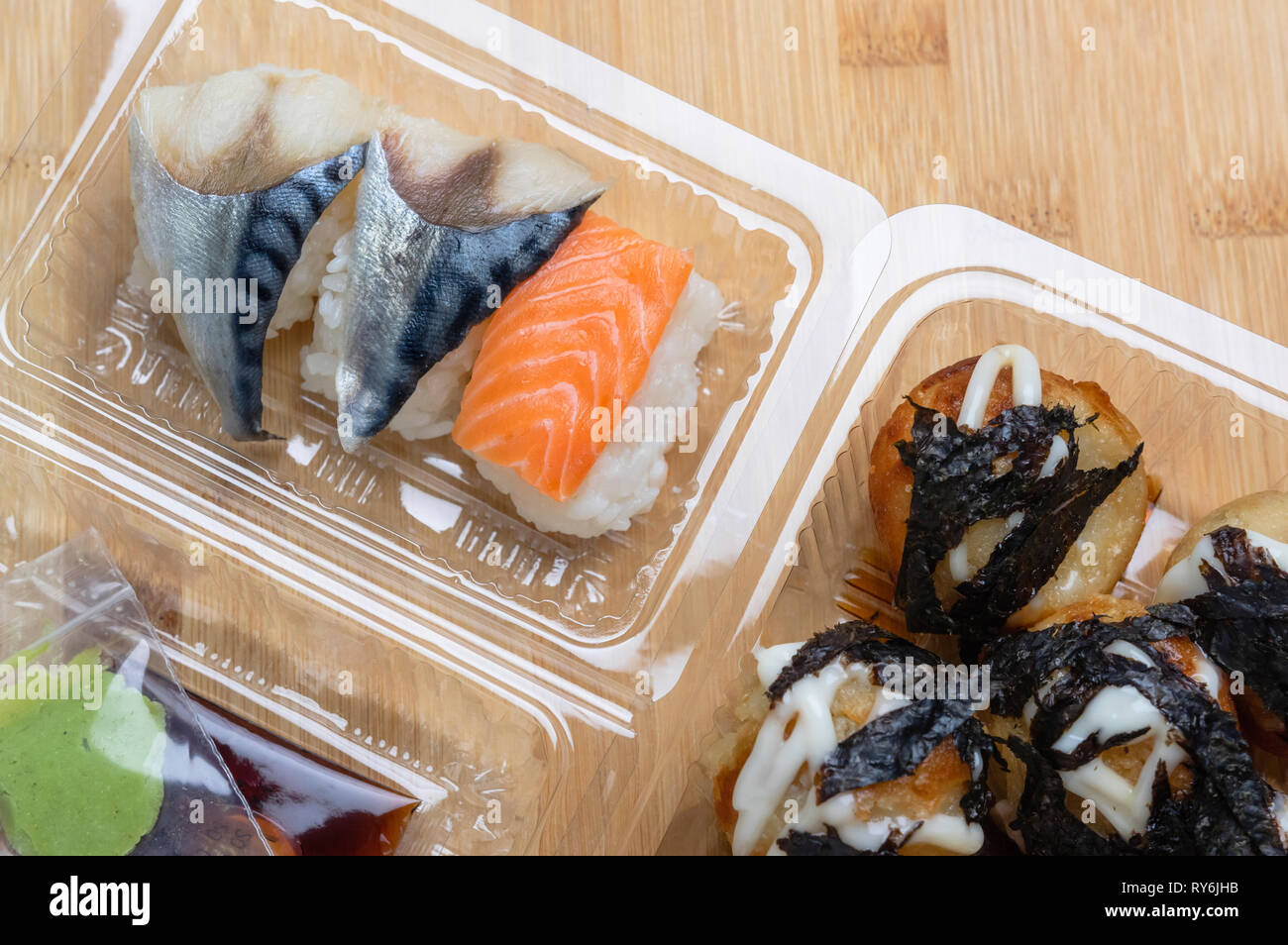 Plastic close up hi-res stock photography and images - Alamy