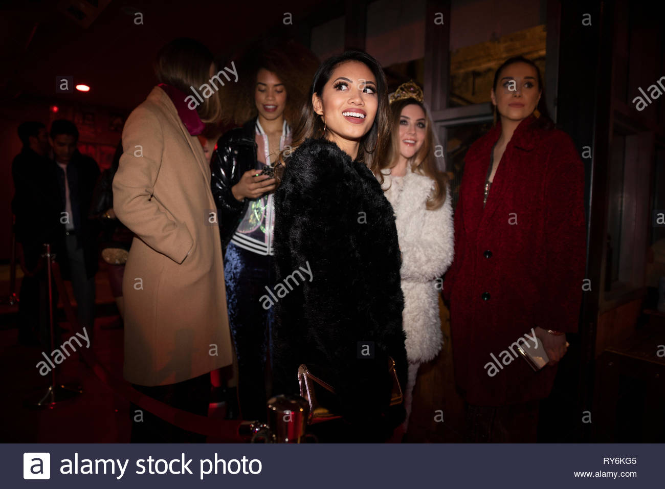 Women are waiting hi-res stock photography and images - Alamy