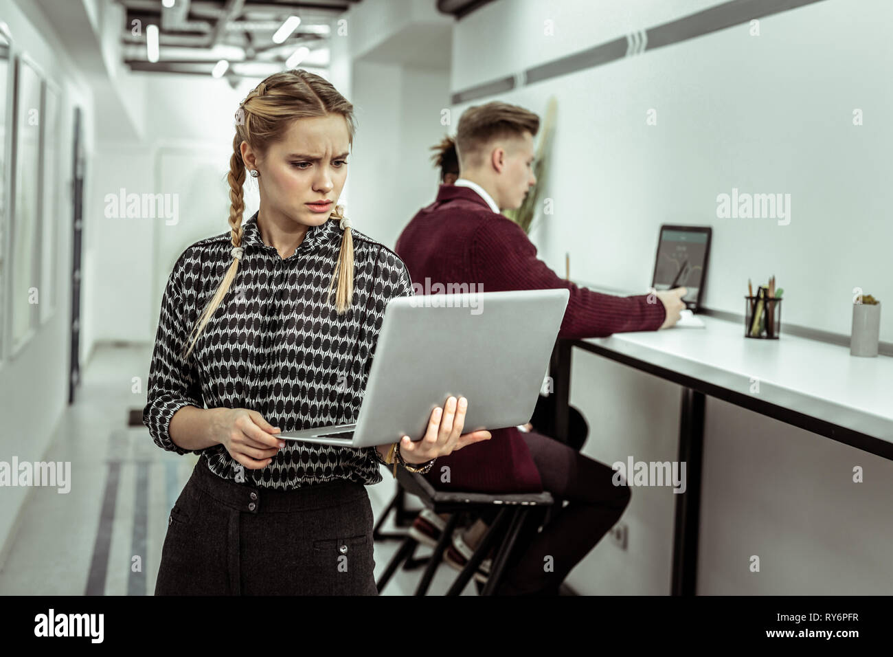 Man woman confused office worker hi-res stock photography and images ...