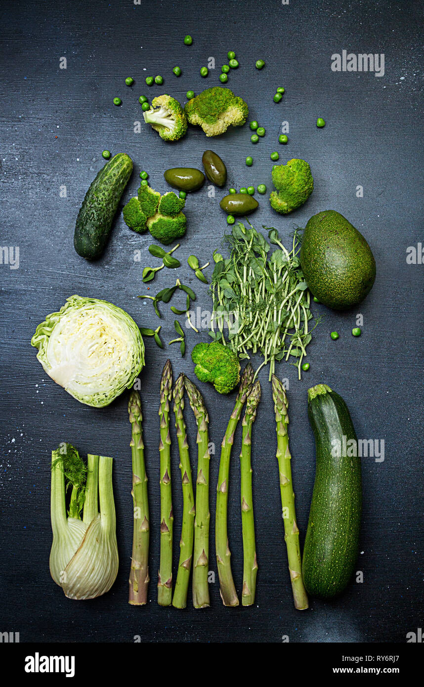 Flat lay black hi-res stock photography and images - Alamy