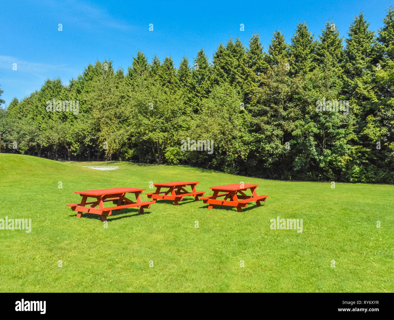Empty rest area hi-res stock photography and images - Alamy
