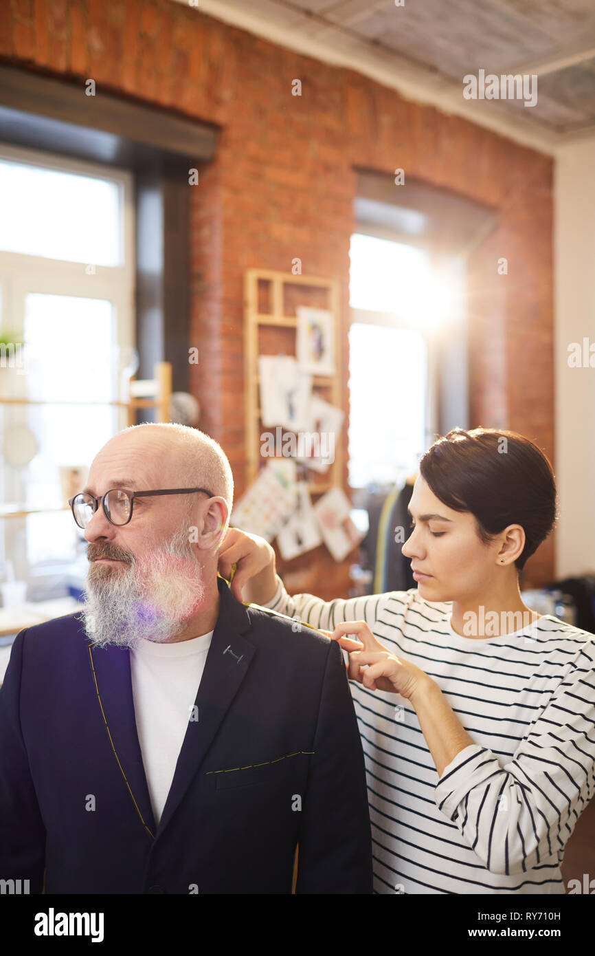 Tailoring shop hi-res stock photography and images - Alamy