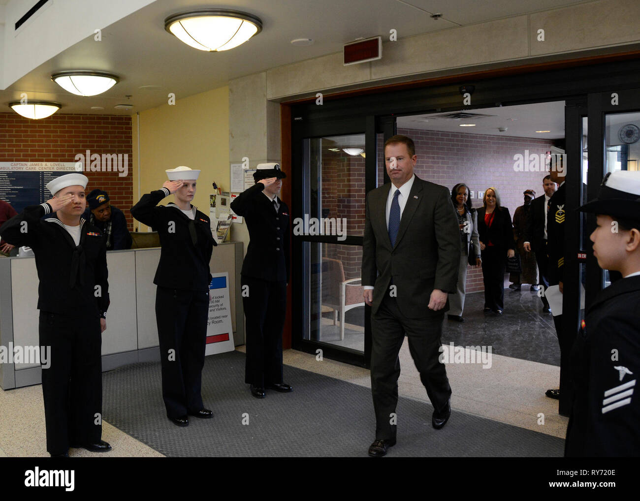 Captain james lovell hi-res stock photography and images - Alamy
