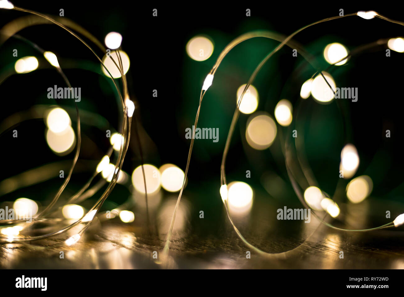 String lights table hi-res stock photography and images - Alamy