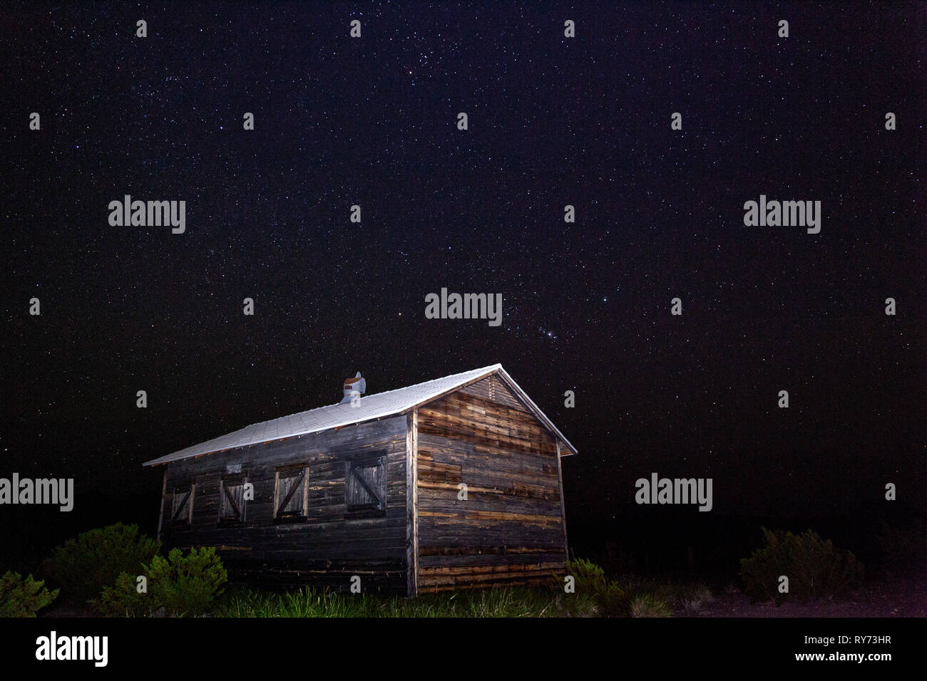 Texas farm night hi-res stock photography and images - Alamy