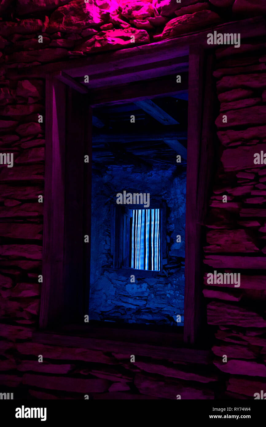 Dark pathway hi-res stock photography and images - Alamy