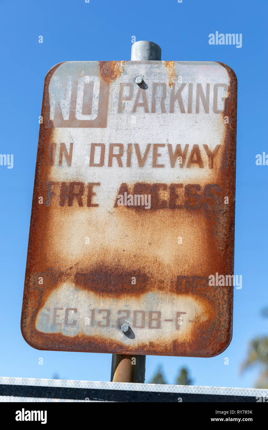 "No Parking in Driveway – Fire Access", rusty sign; California, USA ...