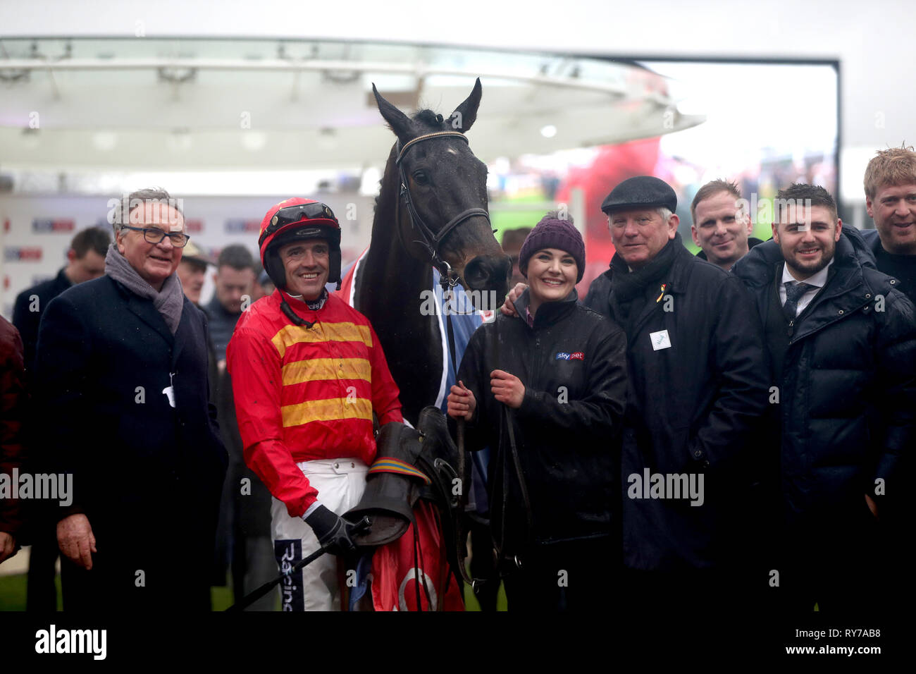 Ruby walsh champion jockey hi-res stock photography and images - Alamy