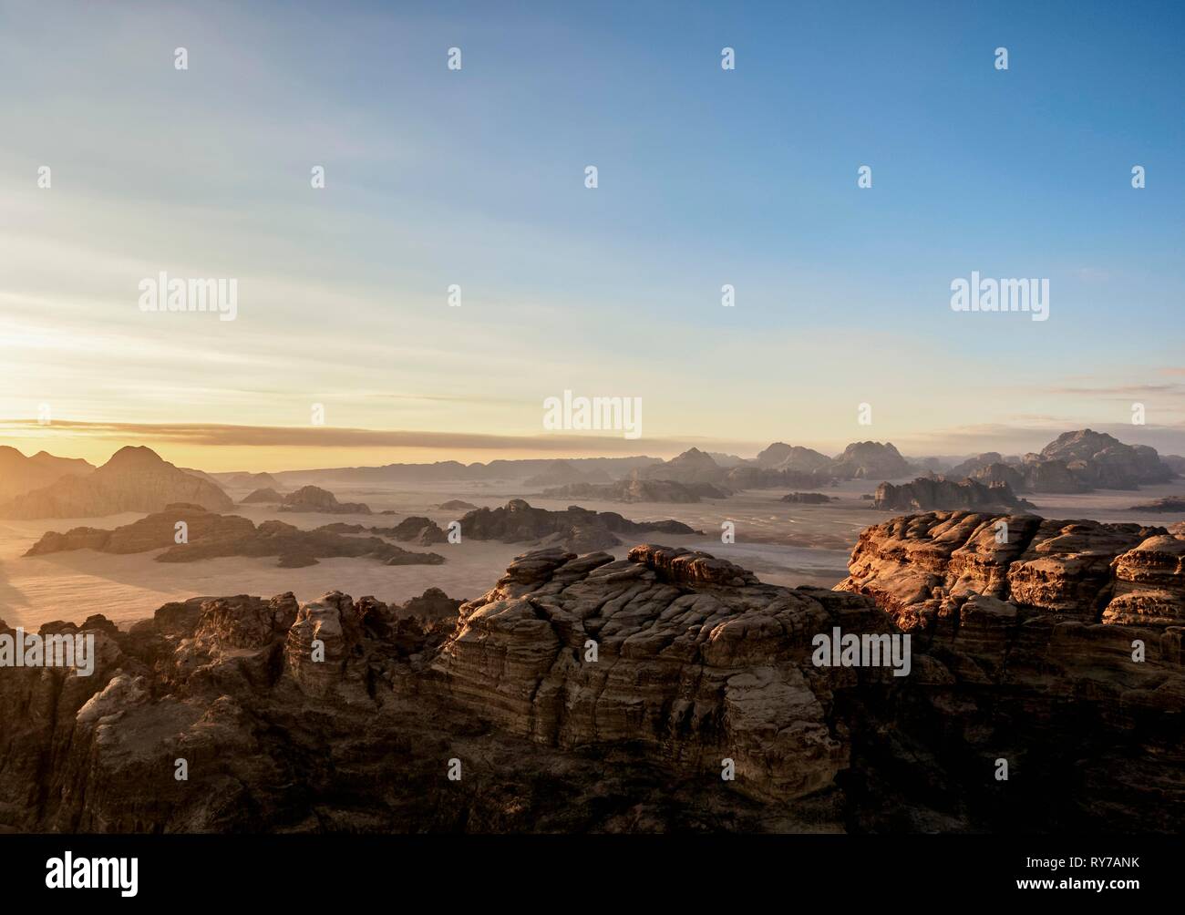 Sunrise aerial hi-res stock photography and images - Alamy