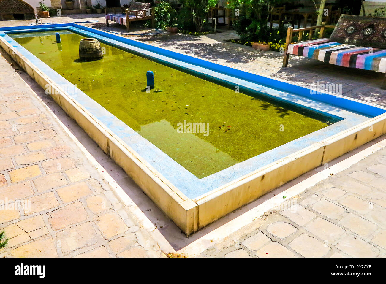 Kashan Traditional Interior Architecture Courtyard Pool Fountain Stock ...