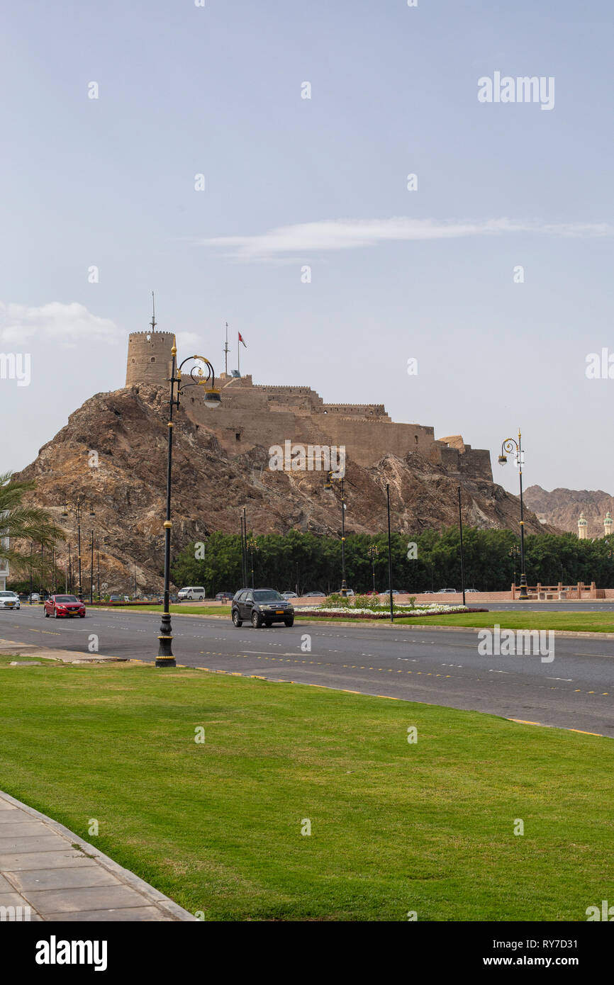 Historic Mutrah Fort in old town of Muscat in Oman Stock Photo - Alamy
