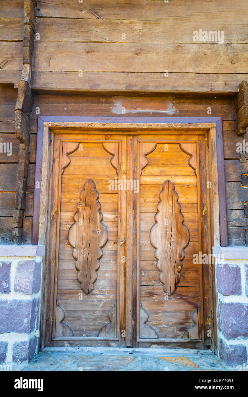texture of a beautiful wooden door Stock Photo - Alamy