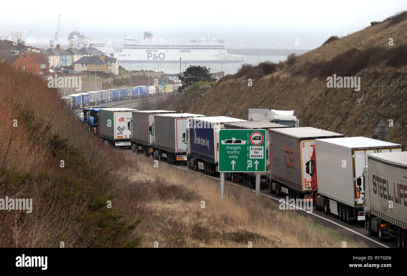 Lorries dover delays hi-res stock photography and images - Alamy