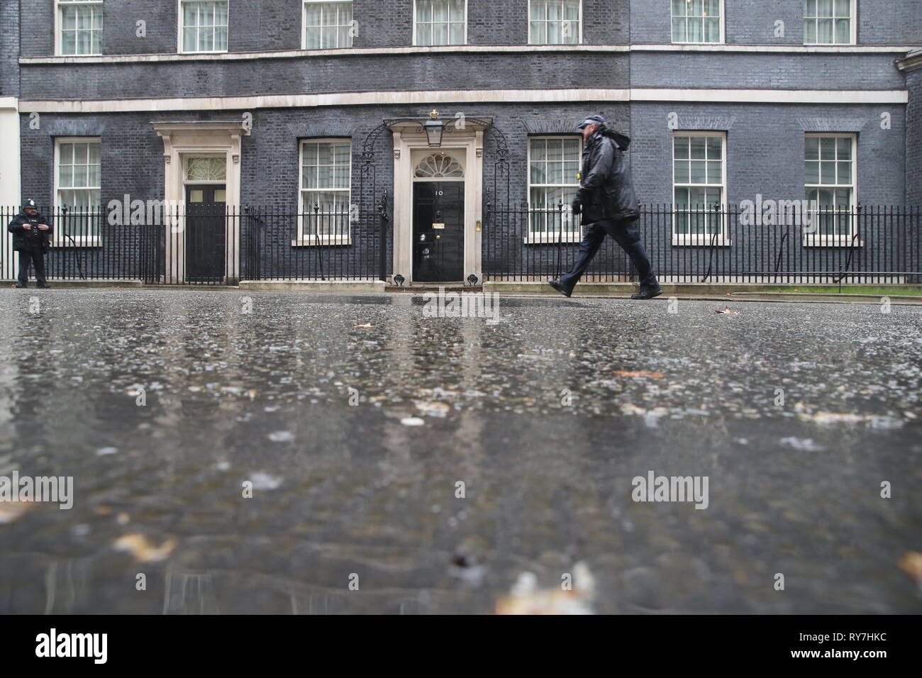 Wet weather in Downing street, London Stock Photo - Alamy