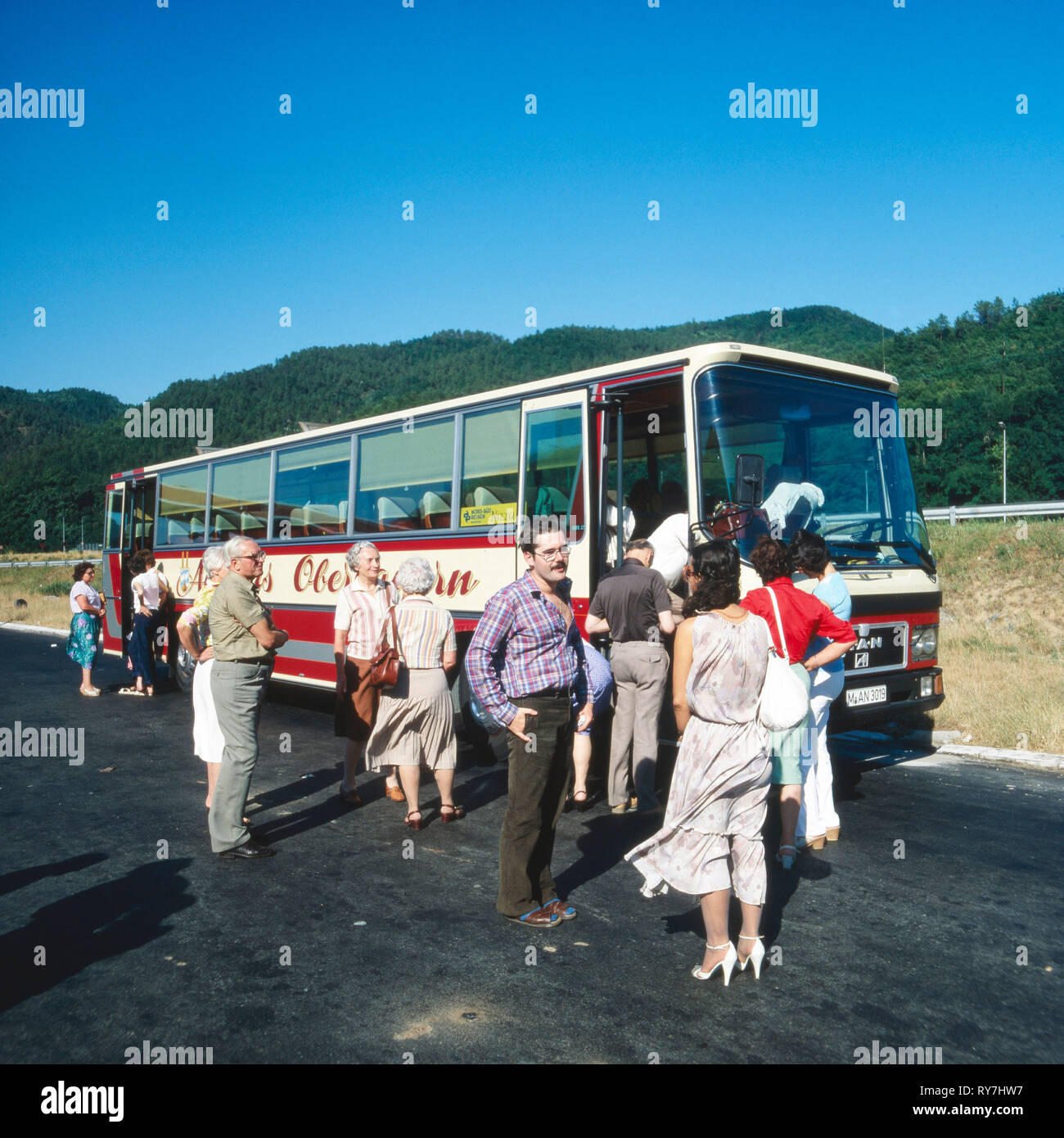 1970s bus stop hi-res stock photography and images - Alamy
