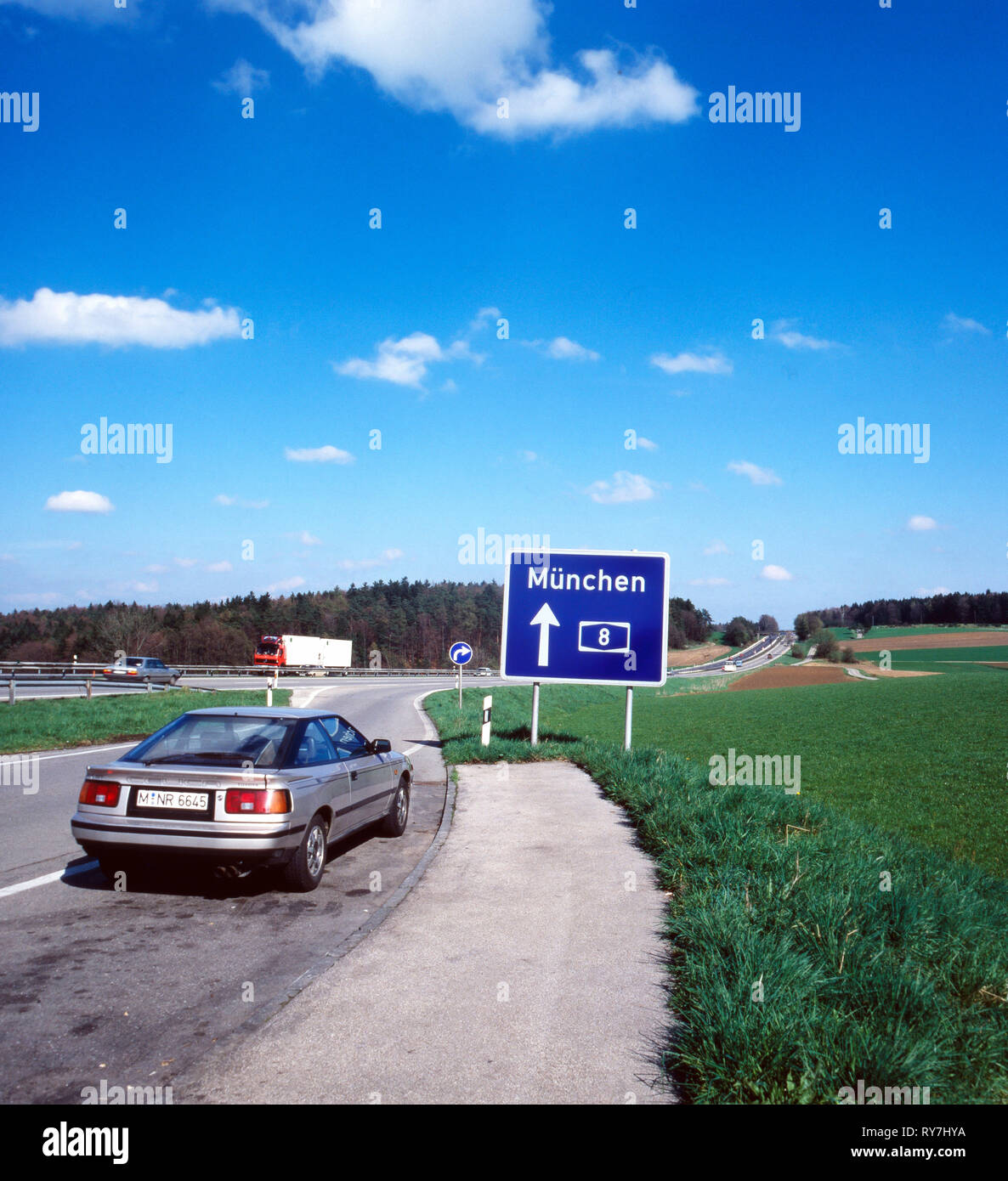 Toyota sign 1970s hi-res stock photography and images - Alamy