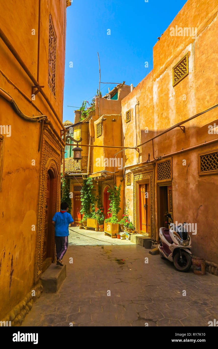 Kashgar Old Town Common Uyghur Architecture Apartment Buildings Street ...