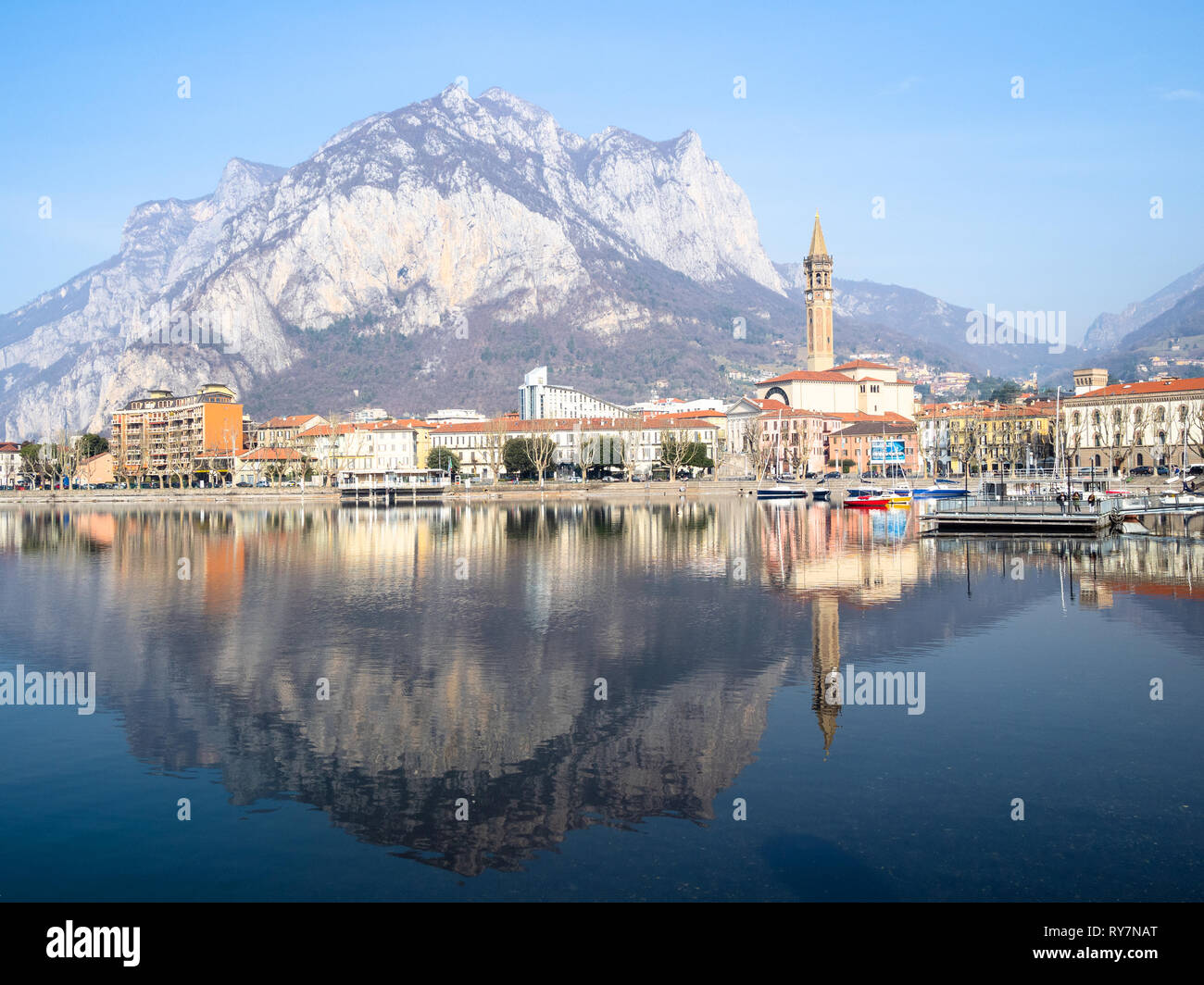 Monte san martino hi-res stock photography and images - Alamy