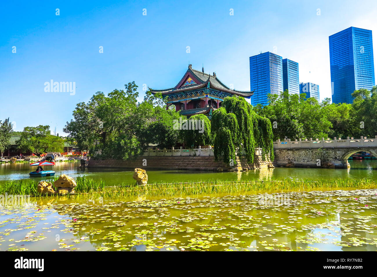 Urumqi hi-res stock photography and images - Alamy