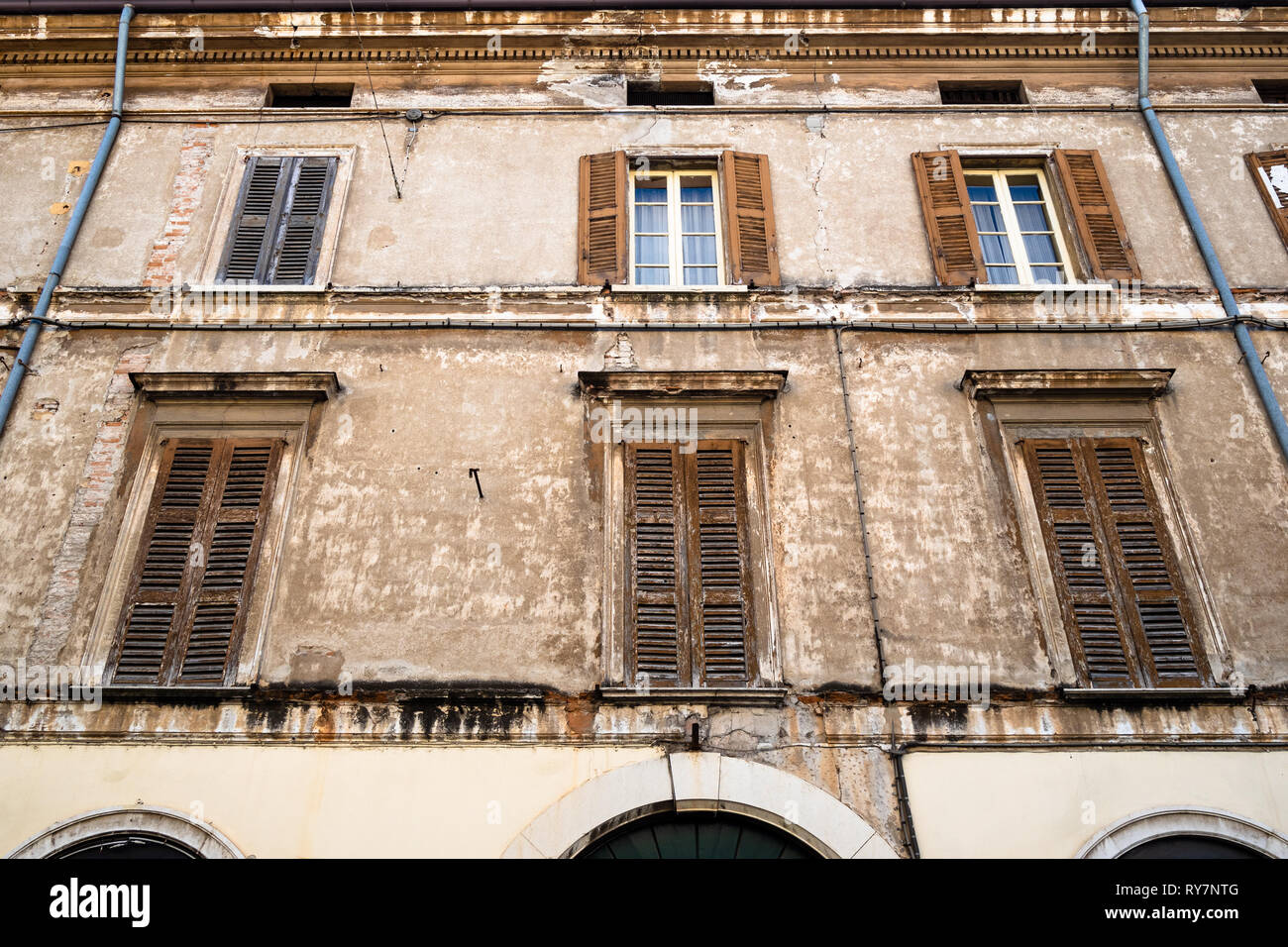 Travel to Italy - facade of shabby medieval house on street Corso ...