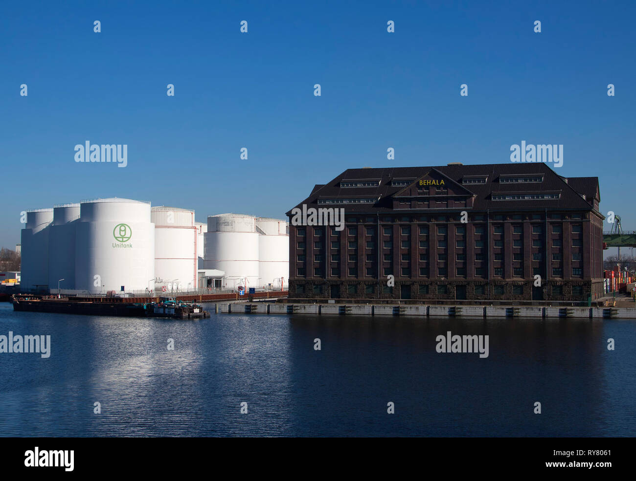 Unitank diesel storage tanks hi-res stock photography and images - Alamy