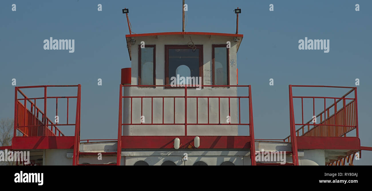Top view lifeboat hi-res stock photography and images - Alamy